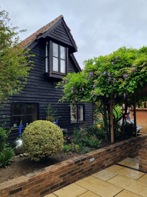 Kiln House, Banham (updated prices 2024)