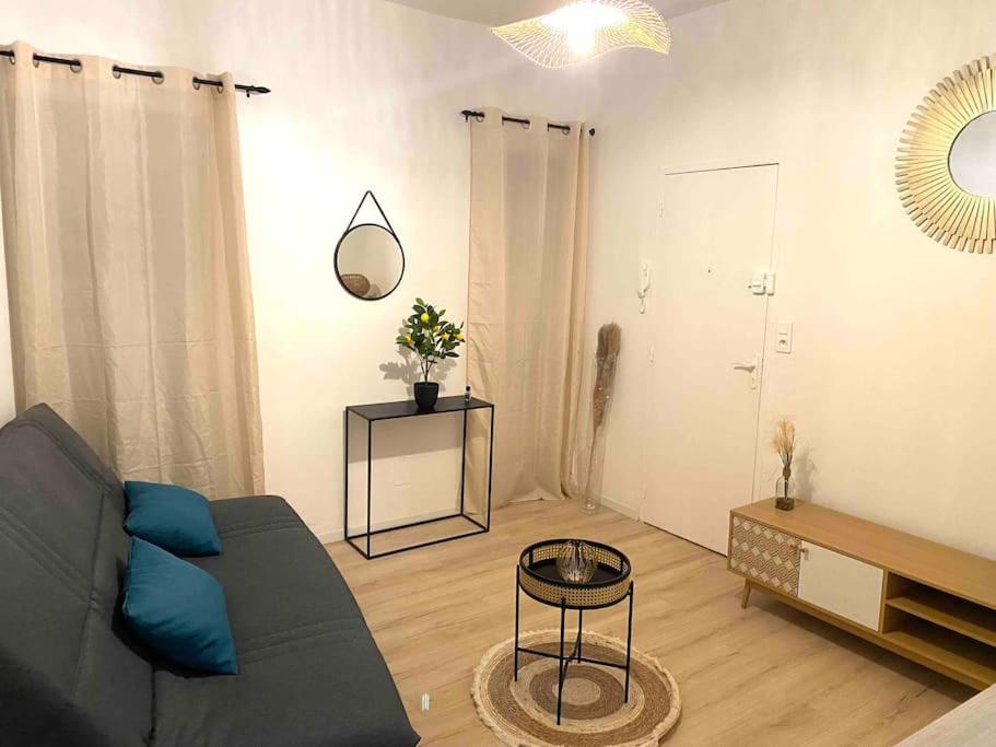 Le Volta - studio proche gare, Sainte-Savine (updated prices 2025)