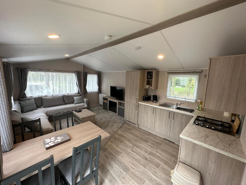 Bishy Barnabee, Waxham nr Sea Palling, path to the sandy beach, Norwich ...