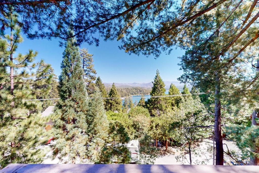Hidden Sanctuary with casita, Lake Arrowhead (precios actualizados 2024)