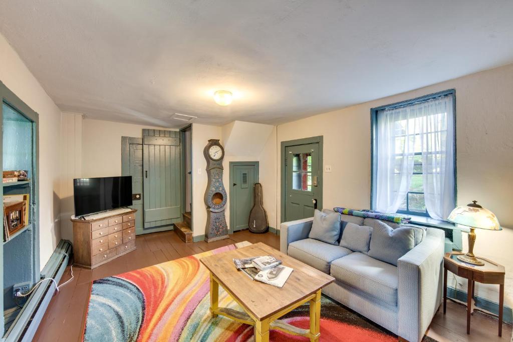 Jim Croces Farmhouse Apartment in Downingtown!, Downingtown (updated ...