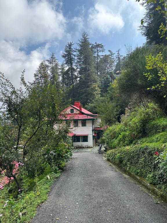 Dimple Lodge, Simla, Shimla (updated prices 2026)