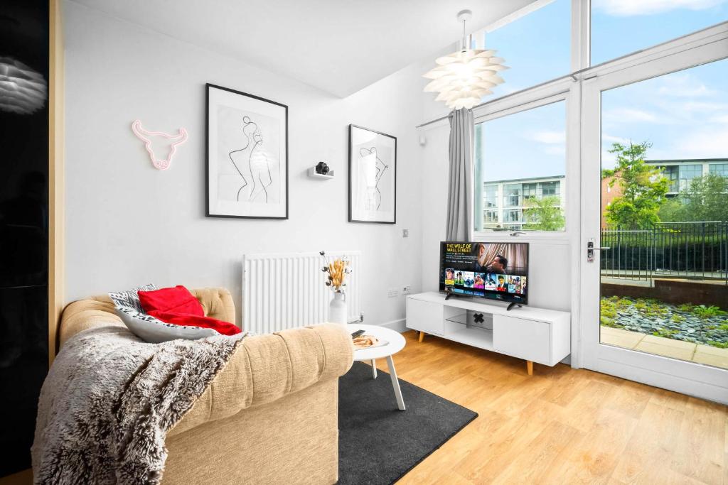 Haus City Centre Parkside Apartment, Terrace, King-size Bed, Wifi, Top Rated - Birmingham