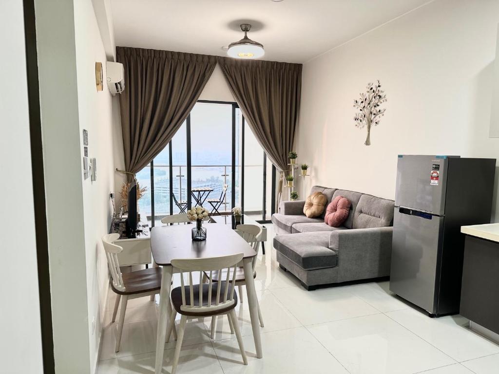 Golden Tree @ Country Garden Danga Bay, Johor Bahru (updated prices 2026)