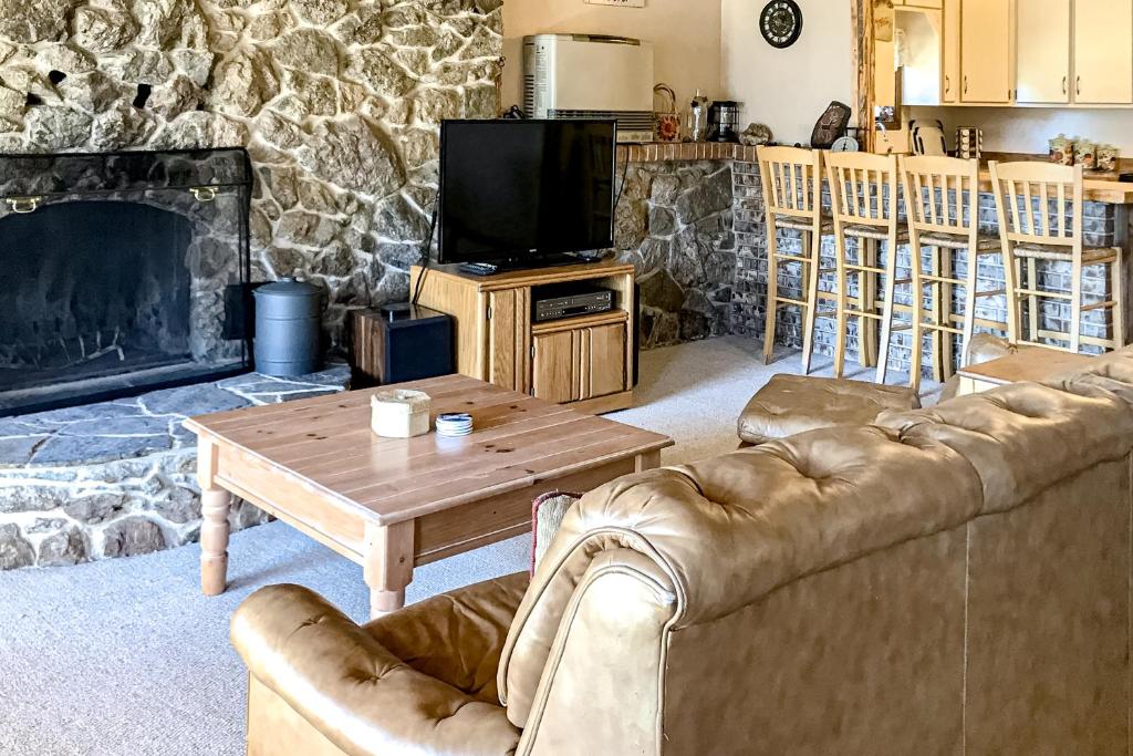 The Buck House, South Fork (updated prices 2026)