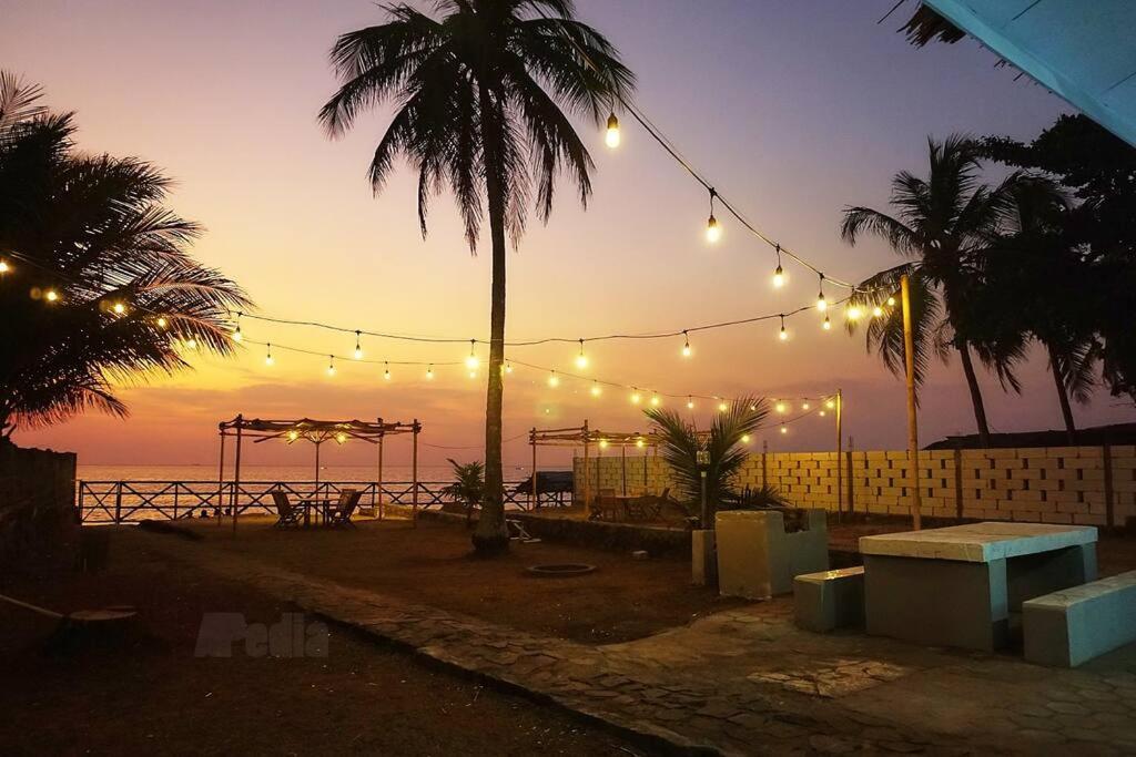 Villa Apedia Anyer, 3 Kamar, Pantai Pasir Putih, Kareo (updated prices ...