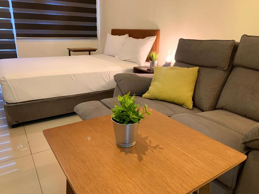 Shell Residences Mall of Asia Pasay, Manila (updated prices 2025)