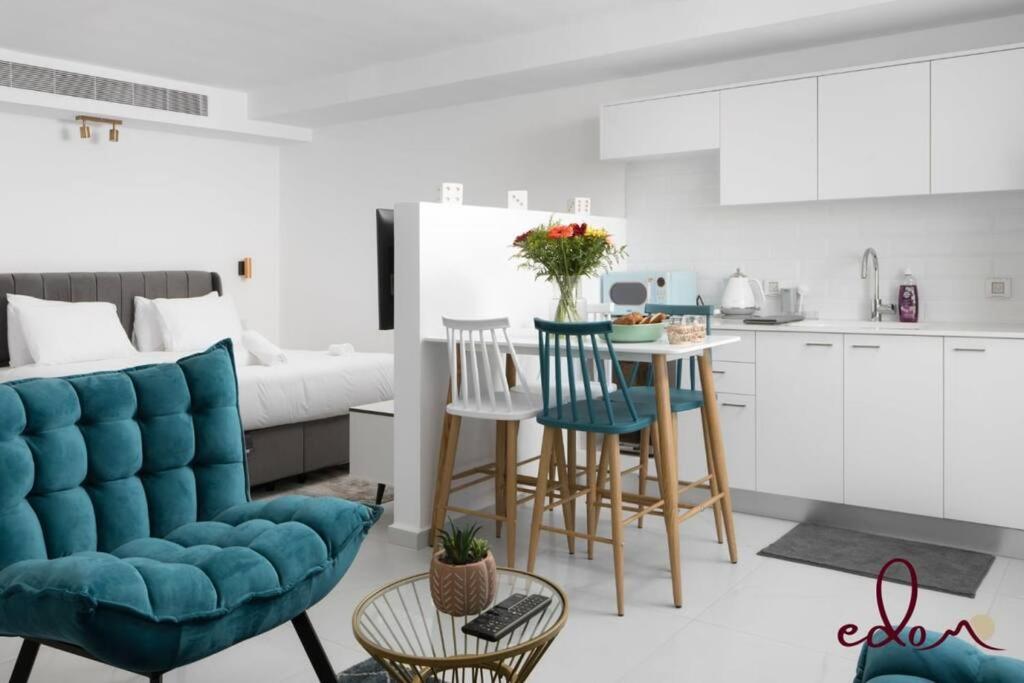 סוויטה עם נוף לים במיקום מנצח - By Edom, Eilat – Updated 2024 Prices