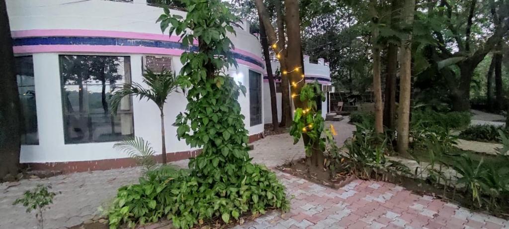 Srushti Farms Resort, Vasind (updated prices 2025)