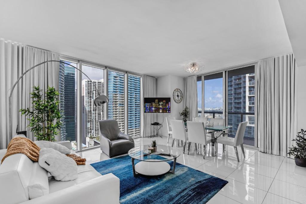 Luxurious Condo at ICON with Views, Miami (updated prices 2026)