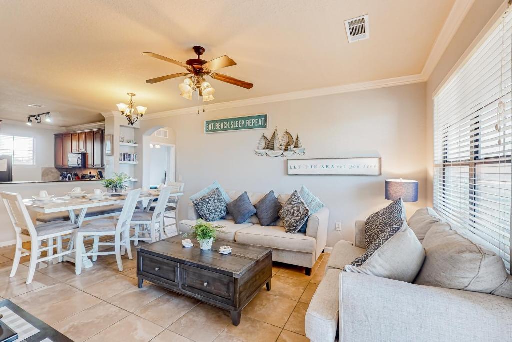 Bella Piazza 732, Davenport (updated prices 2026)