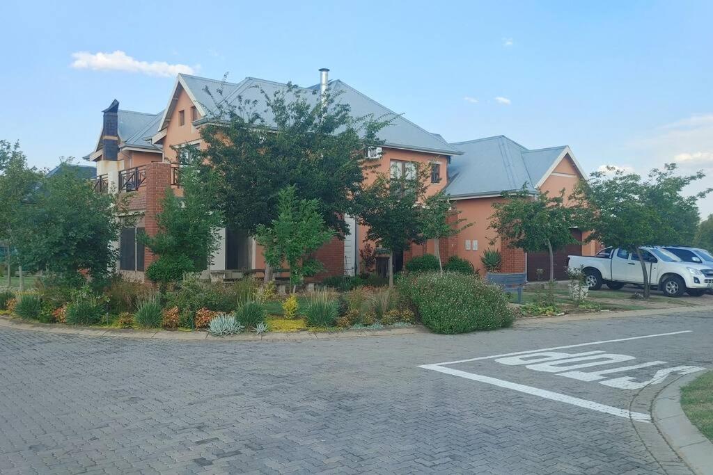 157 Tarentaal on Vaal - Vaal De Grace, Parys (updated prices 2026)