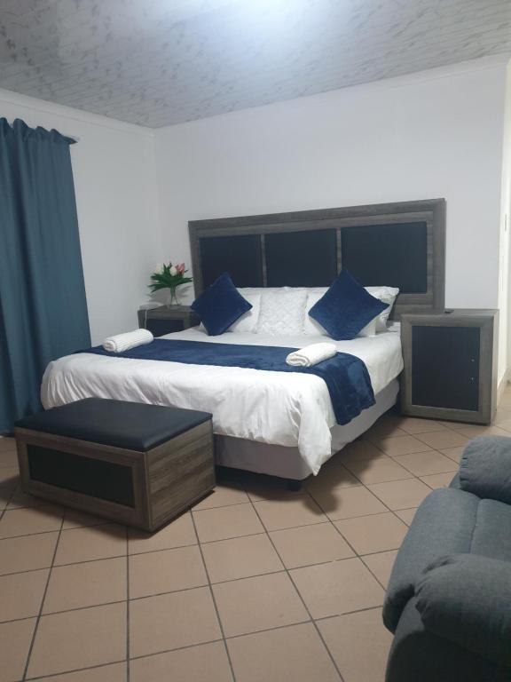 Musha, Sandown (updated prices 2025)