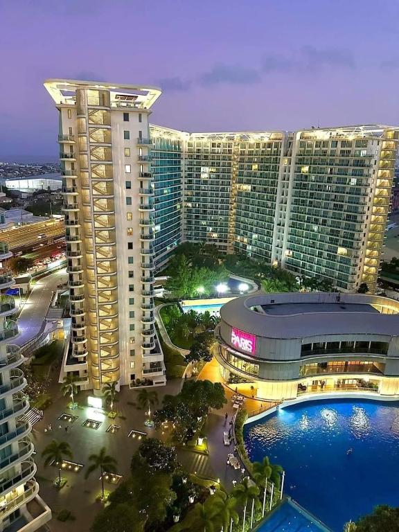 Azure Urban Resort Maui tower, Manila (updated prices 2026)