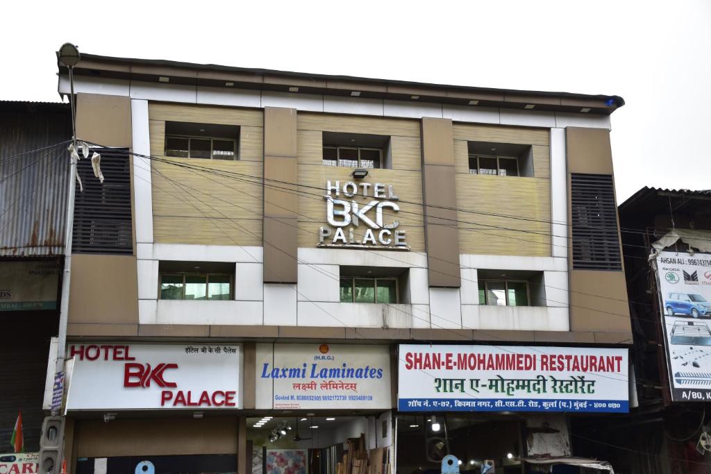 Hotel BKC Palace Inn - Jio world convention center and us visa center ...