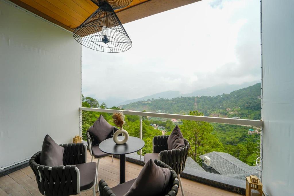 Anantam Resort & Spa, Kasauli (updated prices 2025)