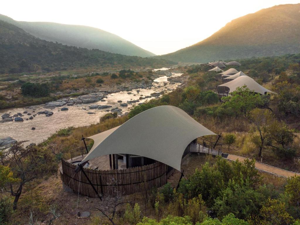 Madwaleni River Lodge - Babanango Game Reserve, Ulundi (updated prices ...