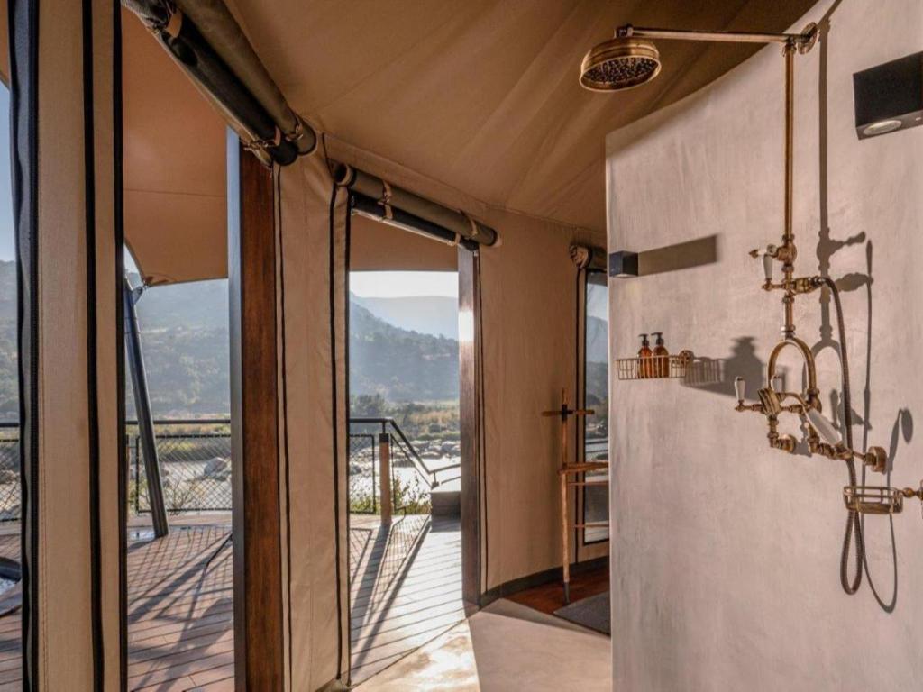 Madwaleni River Lodge - Babanango Game Reserve, Ulundi (updated prices ...