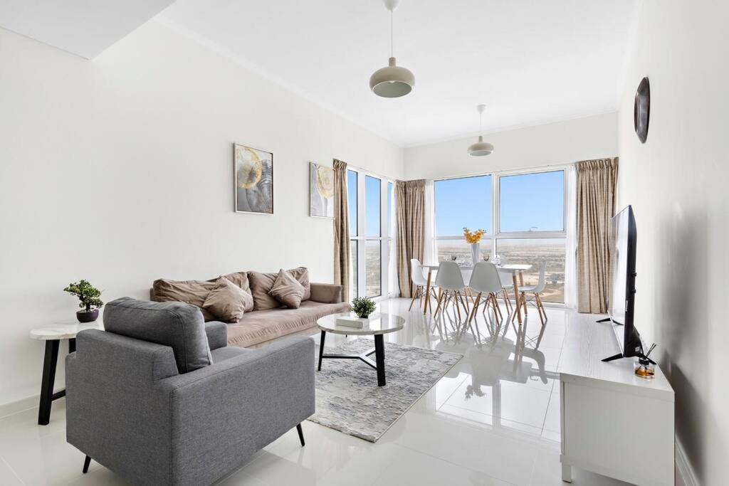 StoneTree - Spacious Modern 2BR Apartment, Dubai (updated prices 2025)