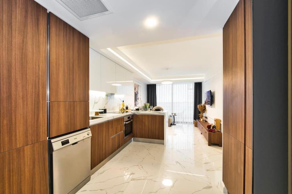 Mansion de la Mer (1+1 Grand Sapphire Residence), Ayios Yeoryios ...