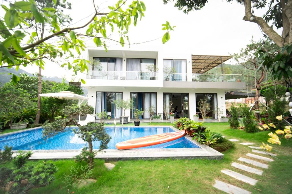 Minh Trí Rose Garden Villa Venuestay, Sóc Sơn (aktualisierte Preise für ...