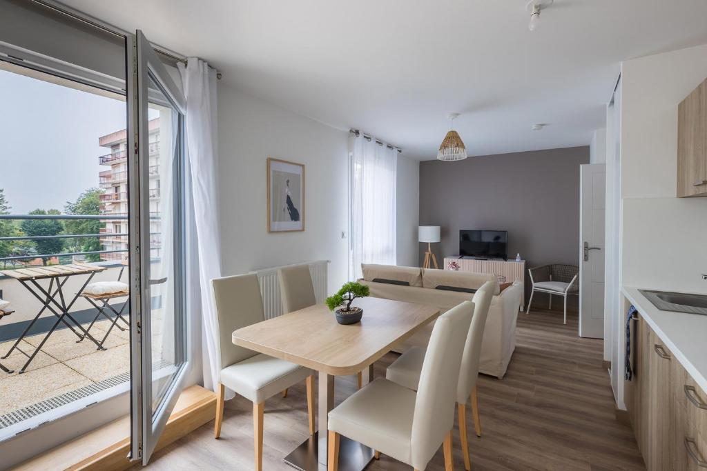 OVELIA Orléans - Le Clos de la Reine Blanche, Orléans – Updated 2024 Prices