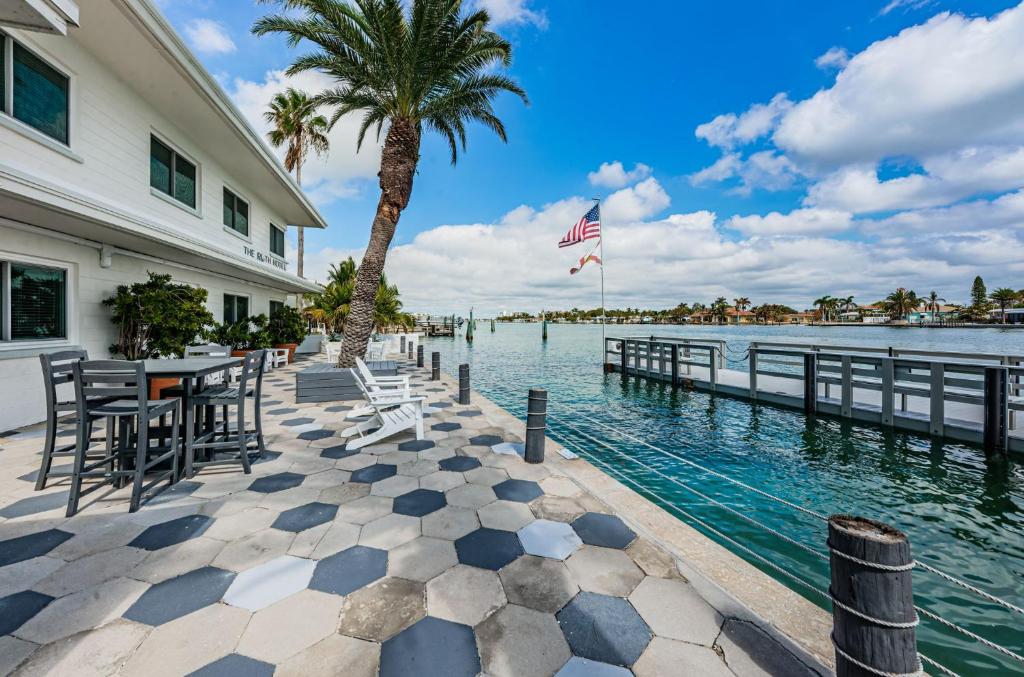 The Roth Hotel, Treasure Island, Florida, St. Pete Beach (updated ...