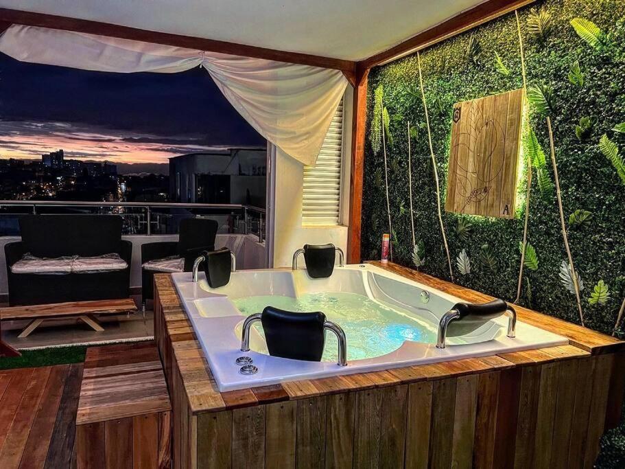 Aparta-estudio 1 en el centro - jacuzzi zona común, Pereira (updated ...