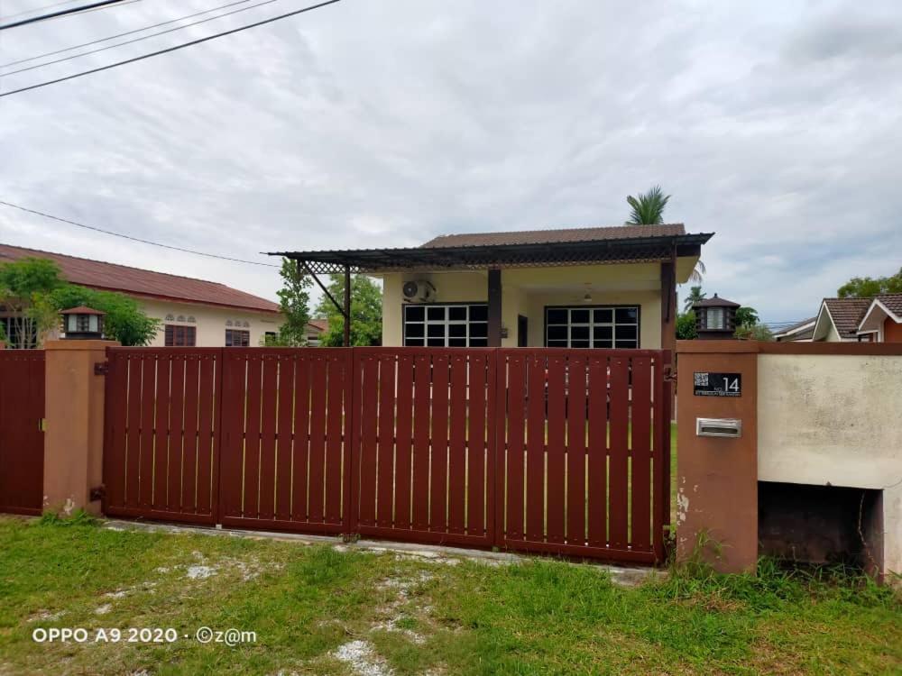 Homestay Haji Din Tronoh Perak, Teronoh (updated prices 2024)