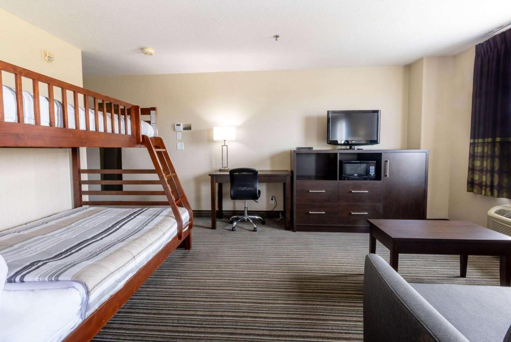 Super 8 by Wyndham Truro NS, Truro (updated prices 2025)