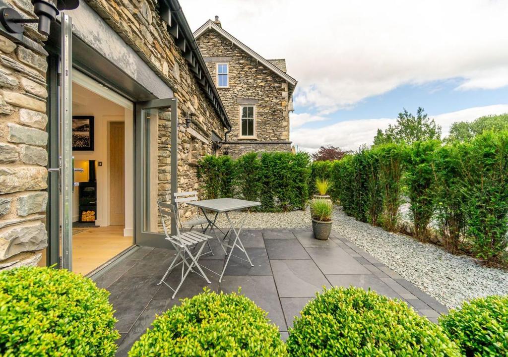 The End Cottage at The Heaning Estate, Windermere (updated prices 2026)