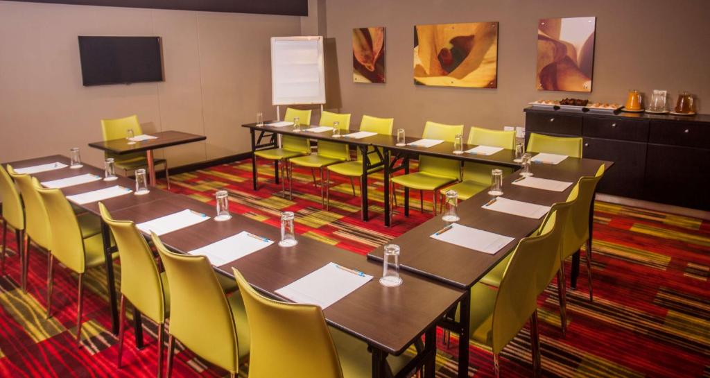 StayEasy Eastgate, Johannesburg (updated prices 2025)