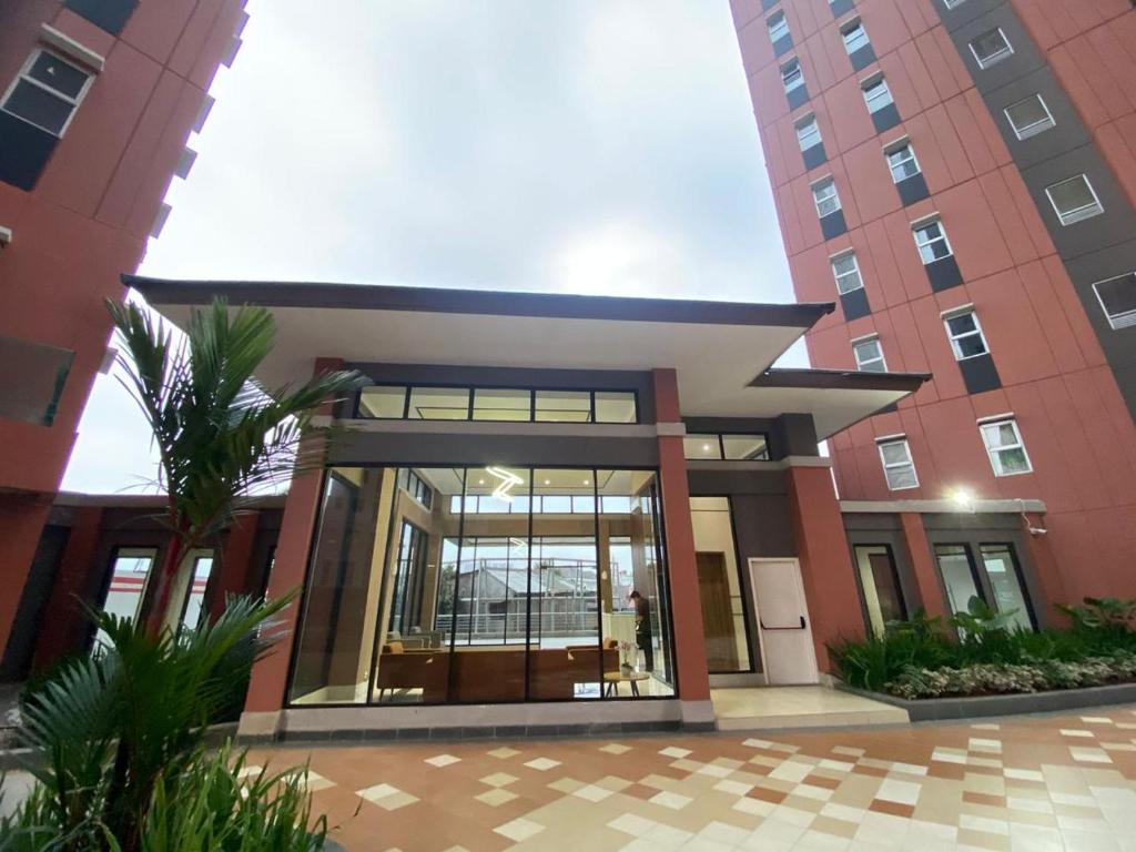 Shero Transpark Bekasi, Bekasi (updated prices 2026)