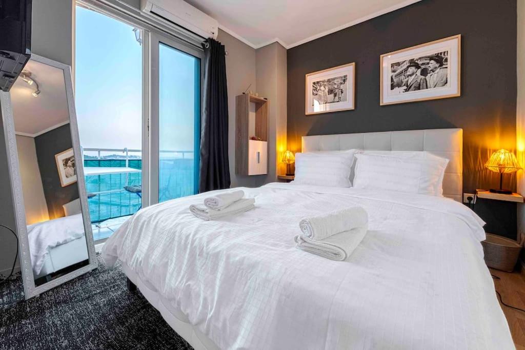 Athens Grey, Athens (updated prices 2025)