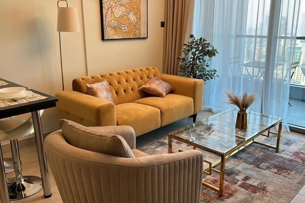 EraView Tower - Elite stay, High floor dual view, Manama (prezzi ...