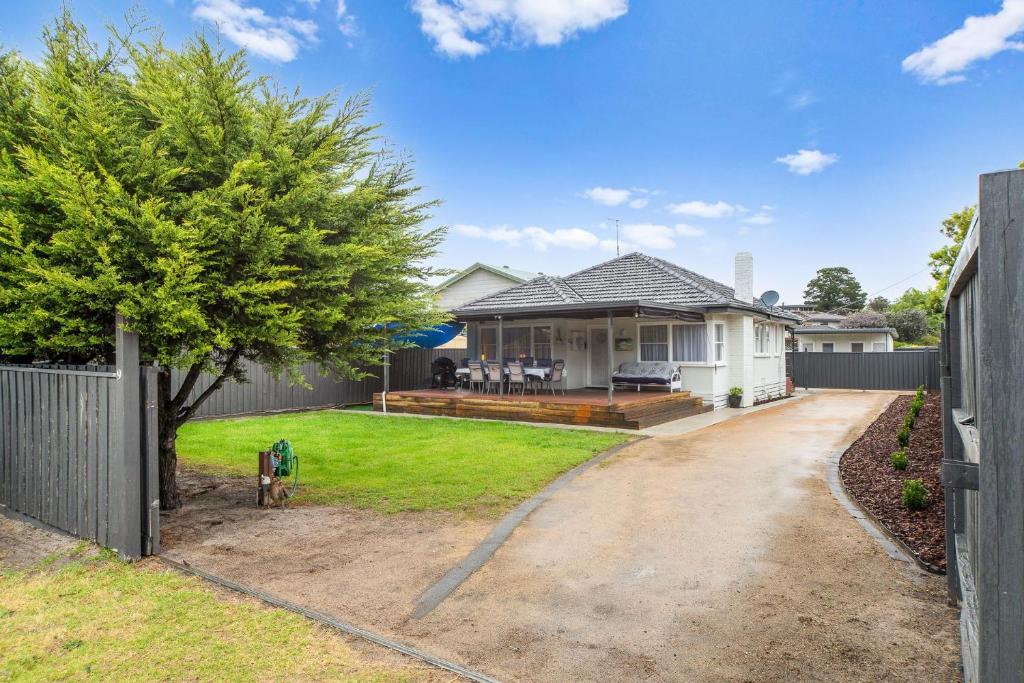 Beachcomber, Capel Sound (updated prices 2025)