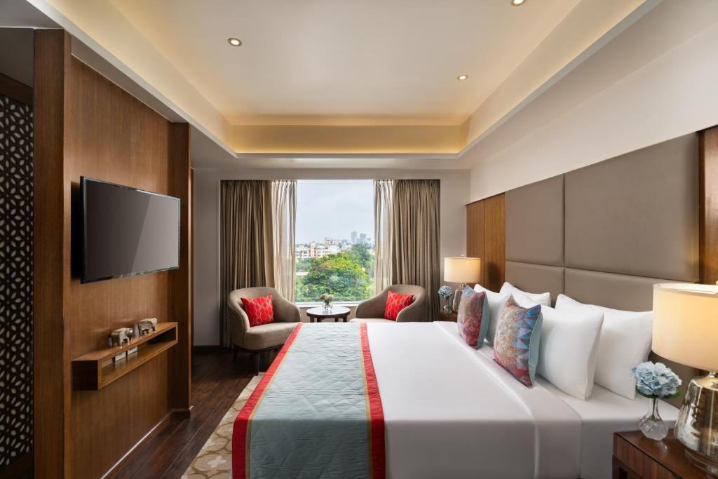 WOW Crest, Indore - IHCL SeleQtions, Indore (updated prices 2025)