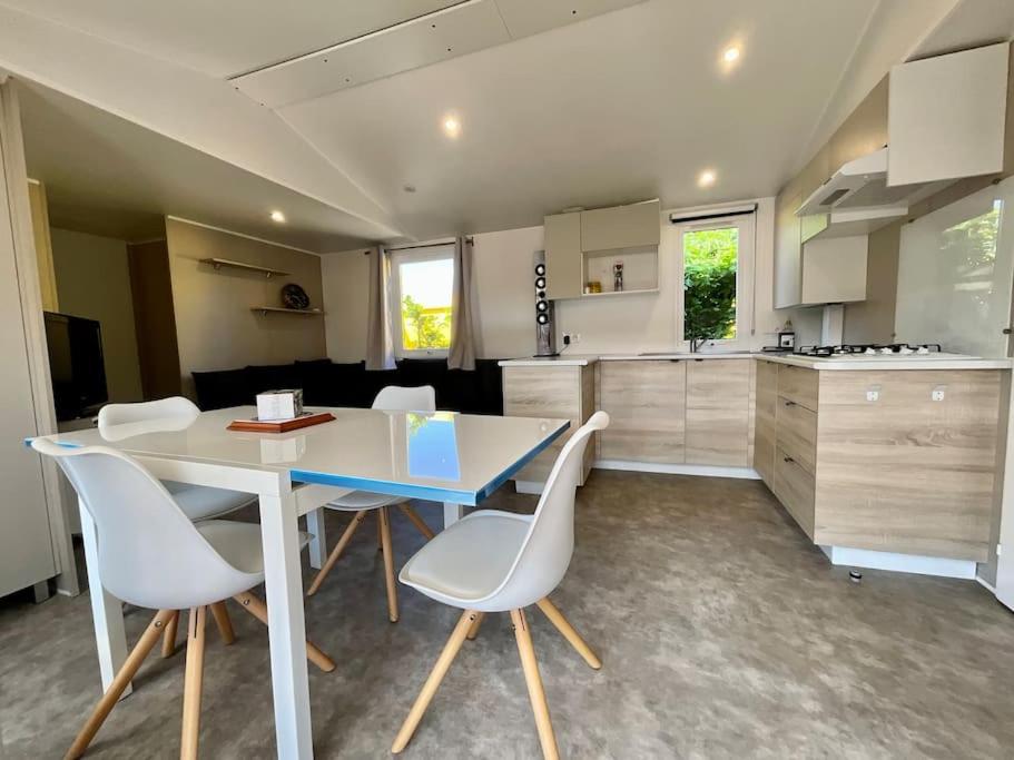 Gîte Violette, avec piscine & terrasse couverte, Corcieux – Tarifs 2023 Gîte Violette, avec piscine & terrasse couverte, Corcieux – Tarifs 2023