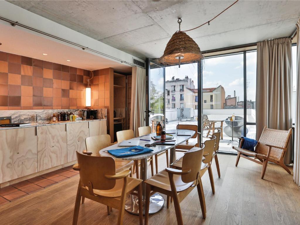 MOB House, Saint-Ouen (updated prices 2025)