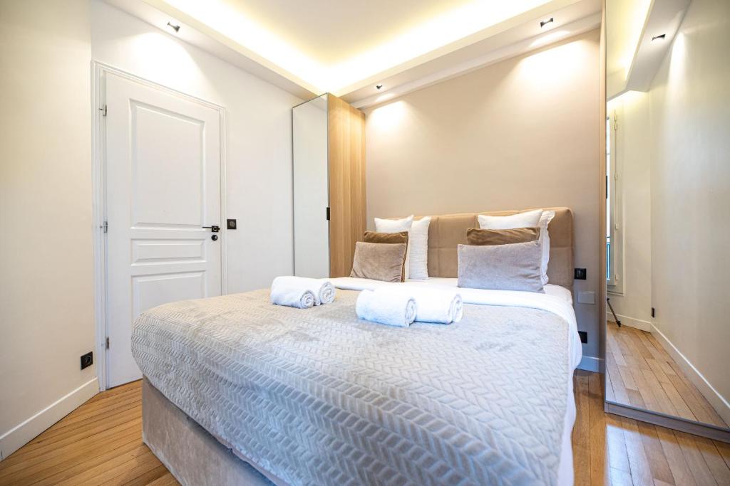 Cosy flat - EIFFEL TOWER, París (precios actualizados 2024)