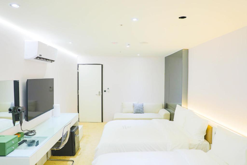 Wonderwall Ximending, Taipei (updated prices 2025)