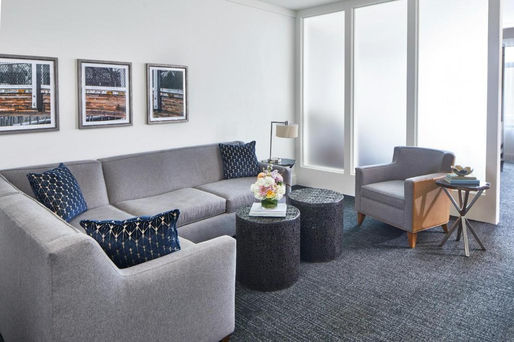 The Hotel Landing, Wayzata (updated prices 2025)