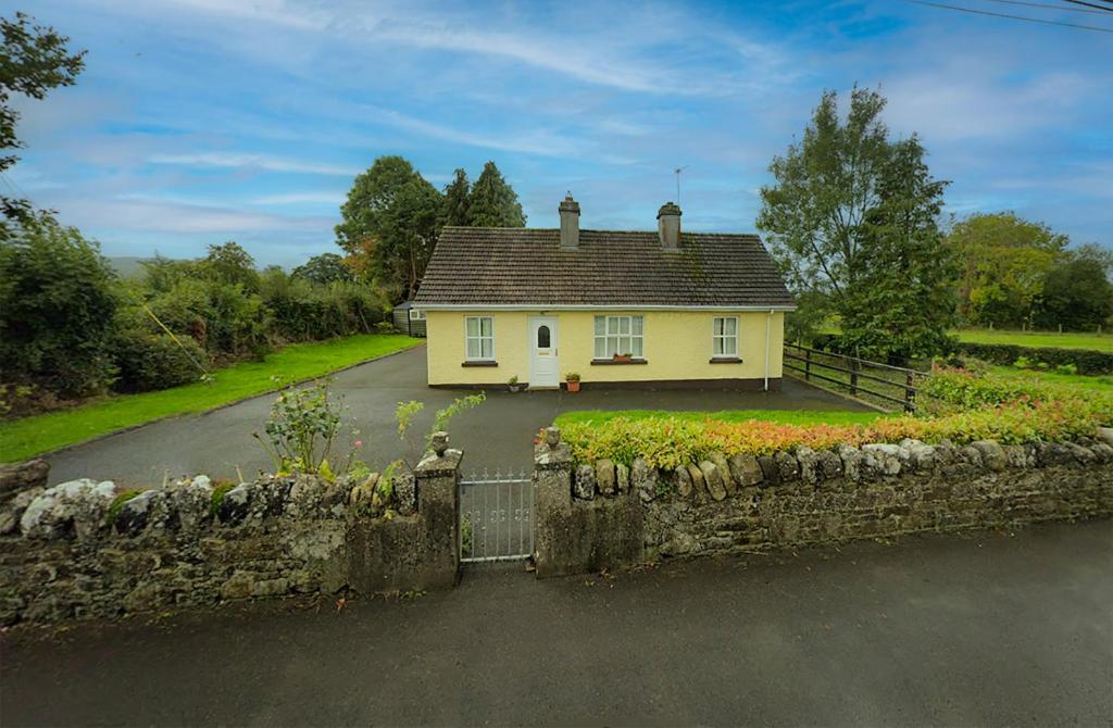 Primrose Cottage, Kinnitty (updated prices 2026)