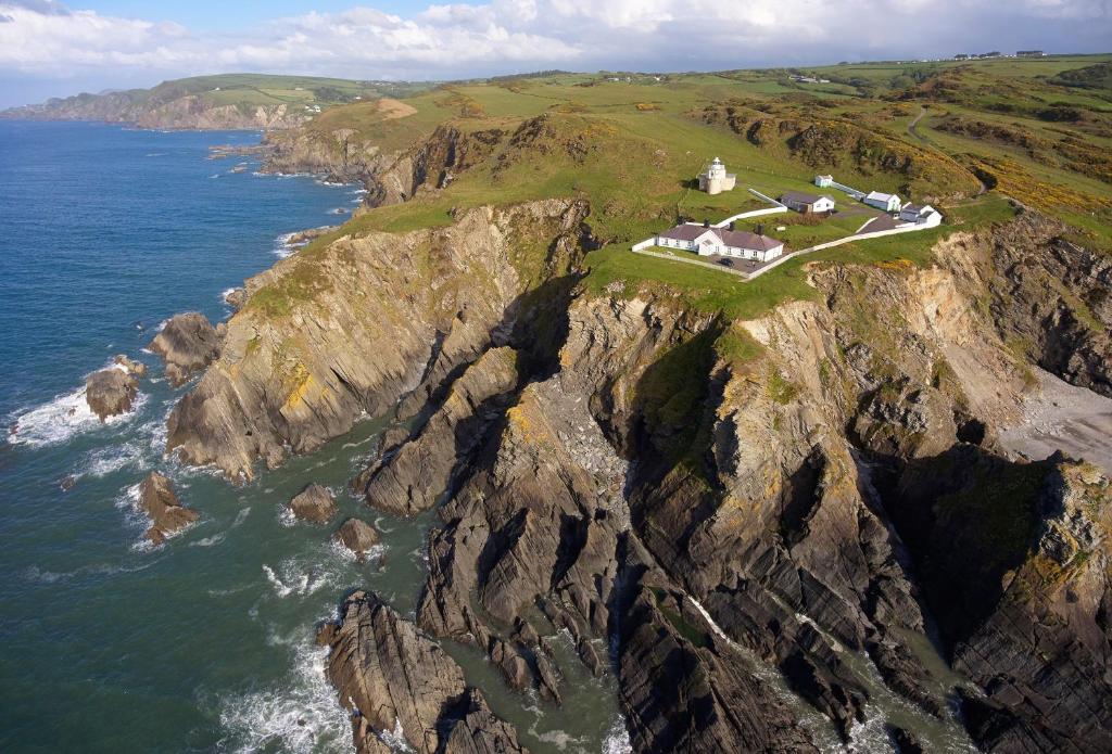 Sherrin, Lee (updated prices 2025)