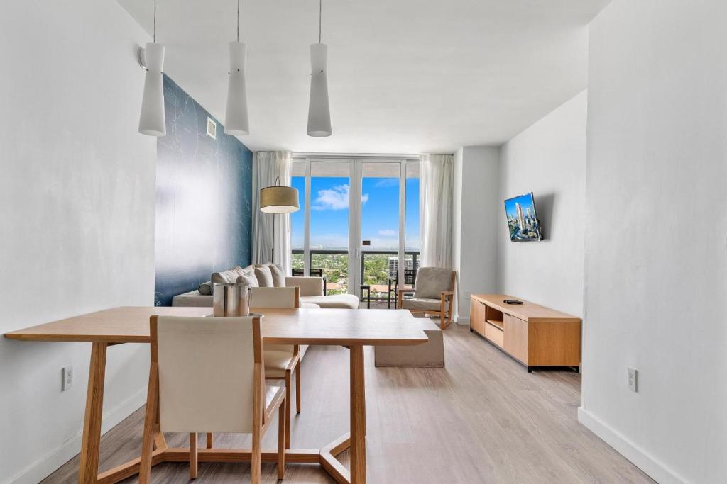 Modern one bedroom rental at Beach Walk resort Miami 18th floor ...