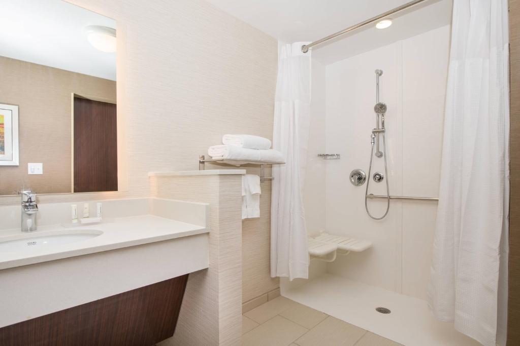 Fairfield Inn & Suites by Marriott Dayton, Dayton (updated prices 2025)