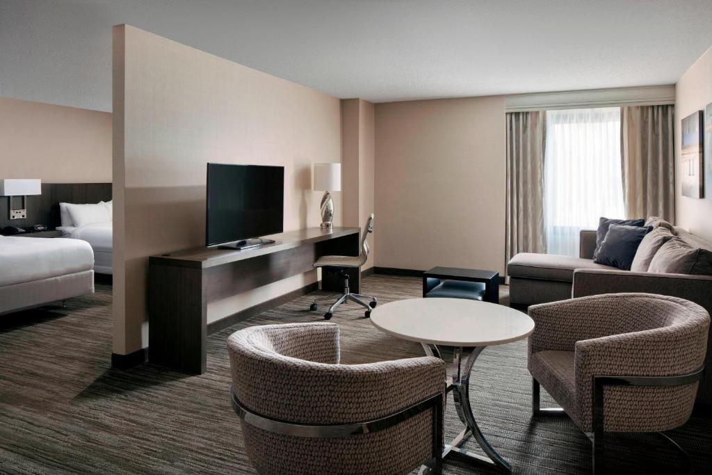 San Francisco Airport Marriott Waterfront, Burlingame (updated prices 2025)