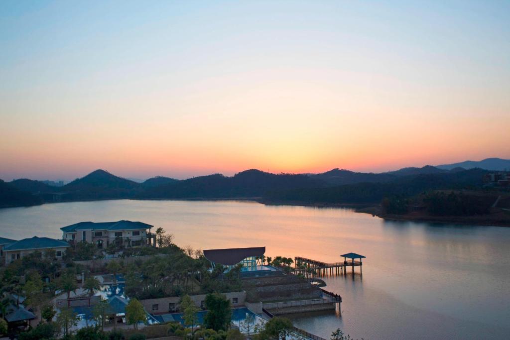 Sheraton Bailuhu Resort, Huizhou, Huizhou (updated prices 2025)