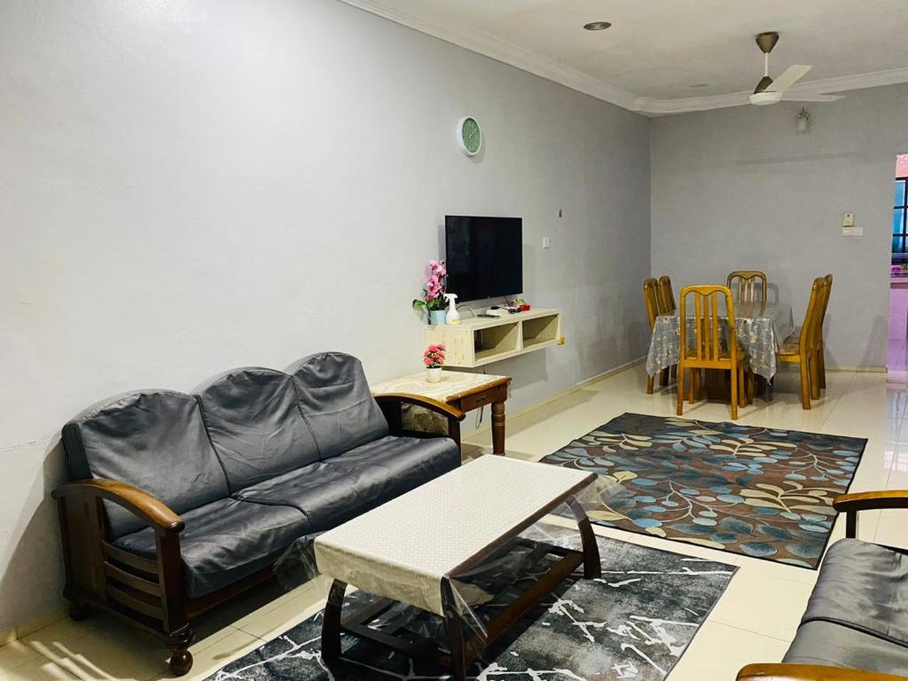 ZR Homestay Chukai Kemaman with 3 Bedroom, Cukai – Updated 2024 Prices
