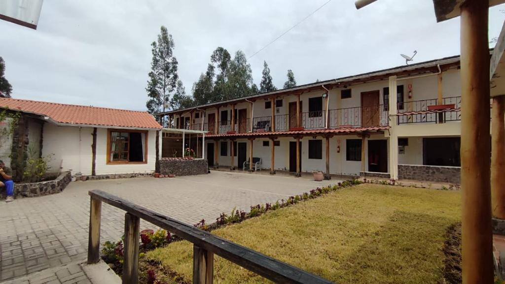 Sama Jauka, Guano (aktualisierte Preise für 2024)